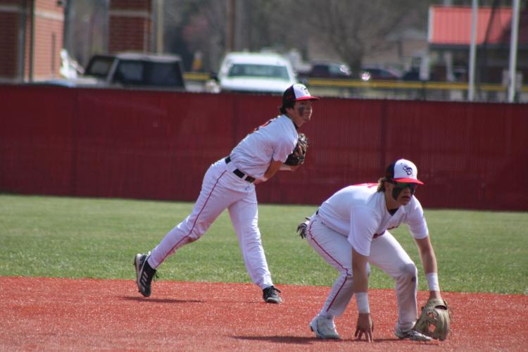 Du Quoin wins pitching duel over Carbondale | Latest Headlines ...