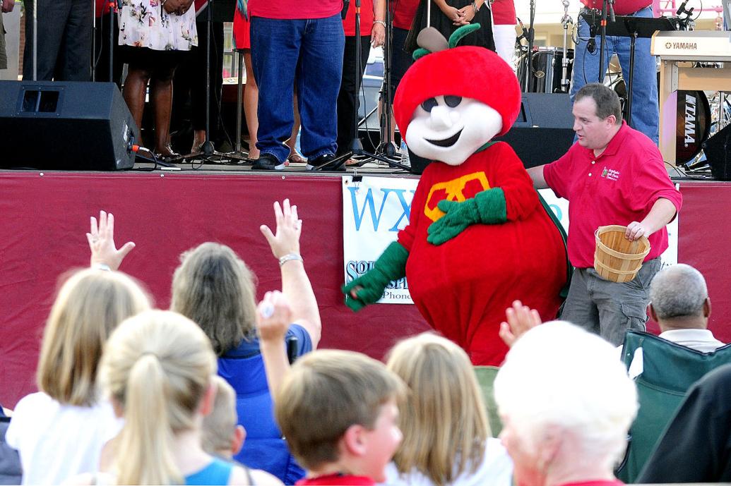 8. Who is Captain Applesauce? | | thesouthern.com