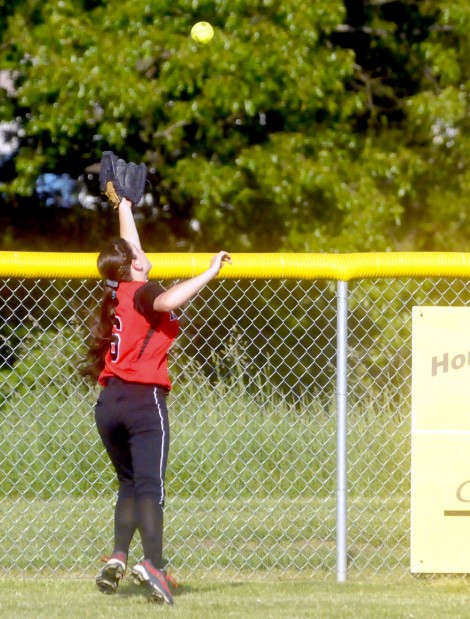 Goreville downs Johnston City in crucial Black Diamond softball contest ...