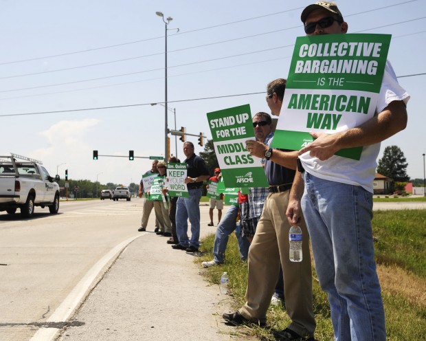 Picketing for pay | Local News | thesouthern.com