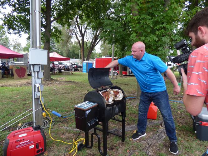 Steaks and tequila take center stage at second day of Murphysboro ...