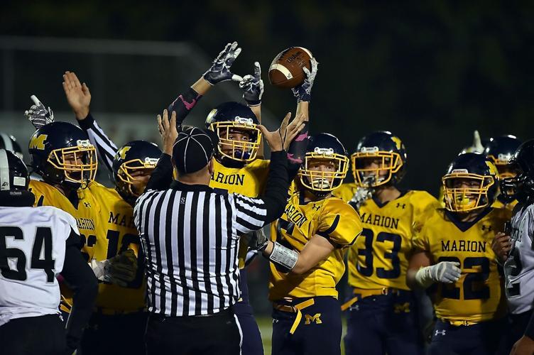 Photos: Marion Wildcats Football Versus Carbondale Terriers | Photo ...