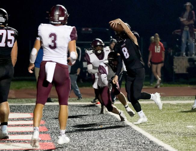Prep Football | Big plays, defense guide Johnston City past Sesser ...