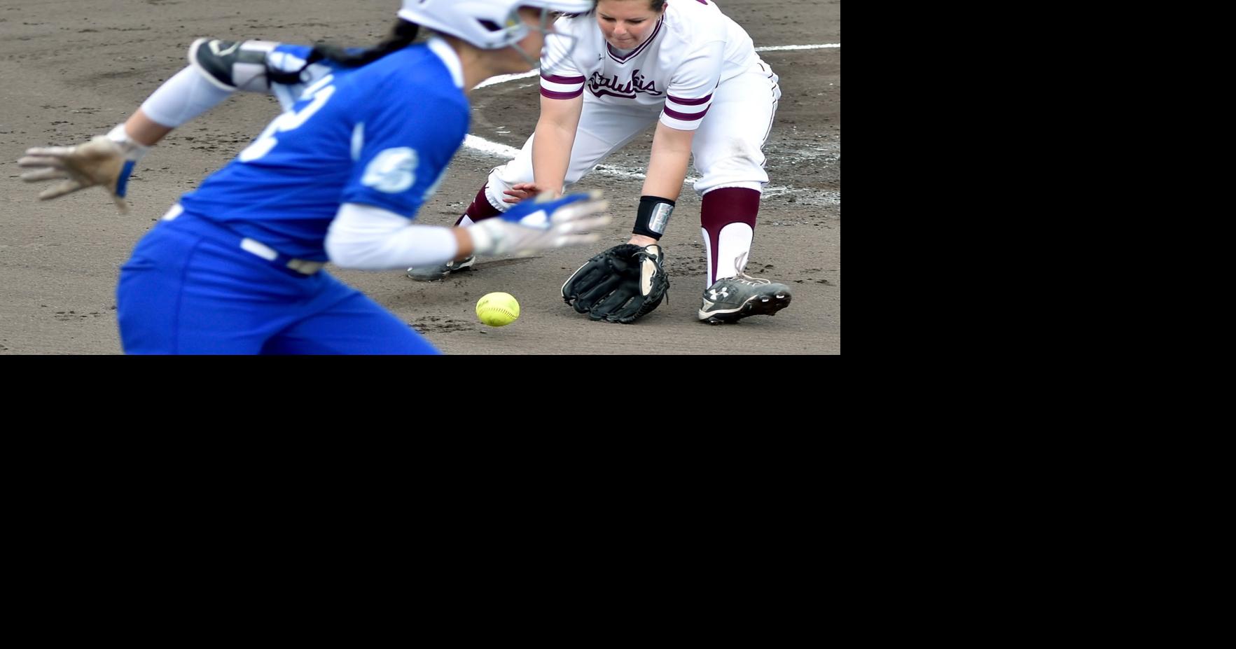 Photos: SIU Softball Defeats Drake | Photo Galleries | thesouthern.com