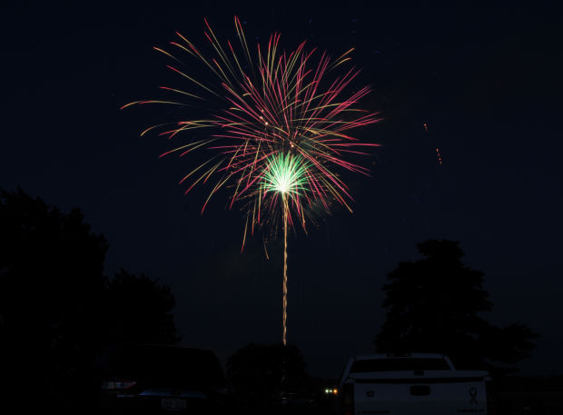 Southern Illinois cities plan for holiday fireworks | Communities ...
