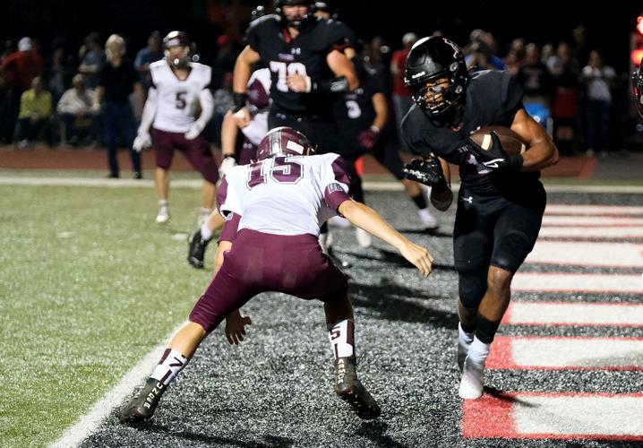 Prep Football | Big plays, defense guide Johnston City past Sesser ...