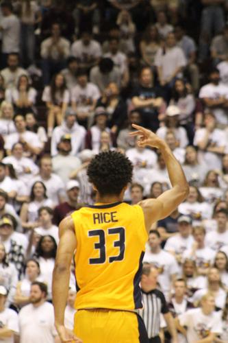 Hensley’s heroics push shorthanded Salukis past Murray State | Latest ...