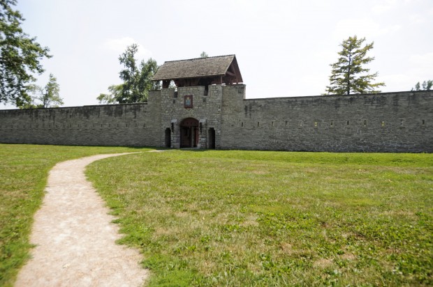 Fort de Chartres: Preserving early American history | Section3 ...