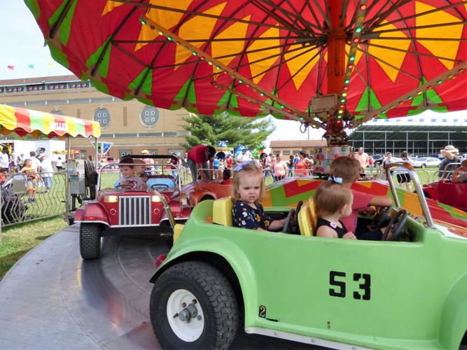 Du Quoin State Fair: First day sees cancellation of harness racing due ...