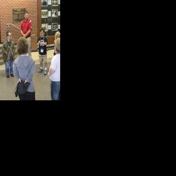 Freeburg High School athletes remain 'Midgets' despite objections ...