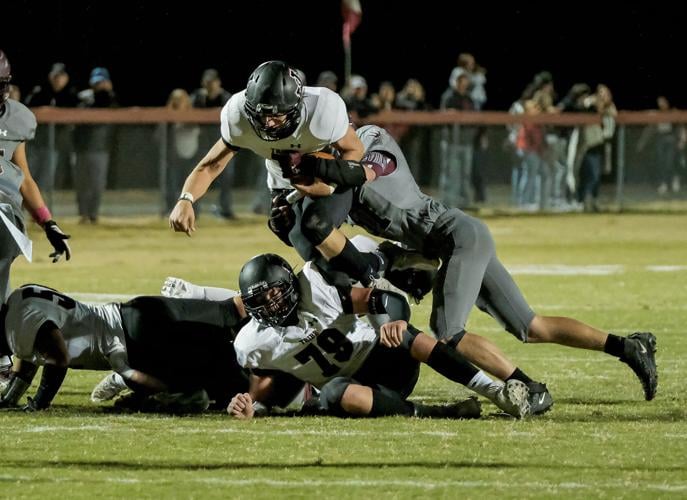 Prep Football | Johnston City defeats Sesser-Valier to remain ...