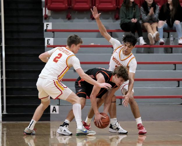 Boys Basketball | Abernathy paces Murphysboro past Chester | High ...