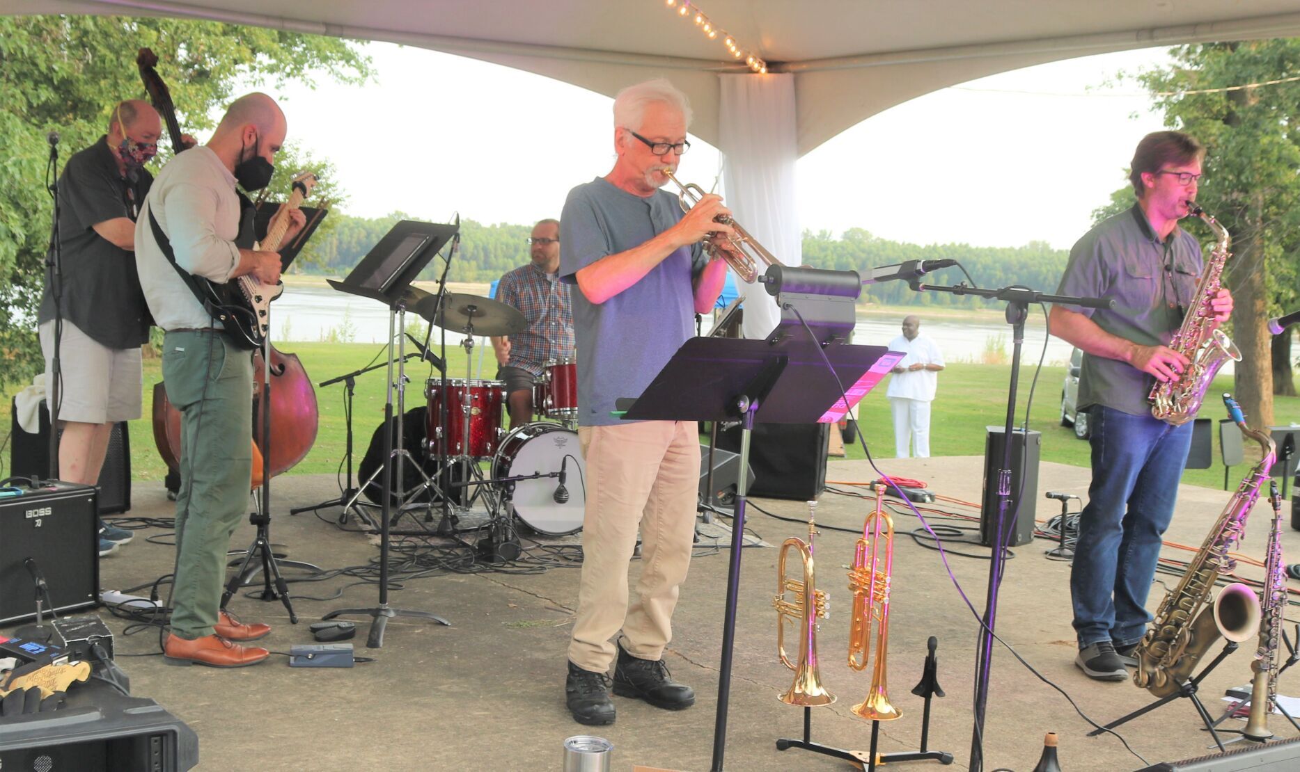 Histoire de la musique | Le saxophoniste Phil French fait les gros ... Histoire de la musique | Le saxophoniste Phil French fait les gros ...