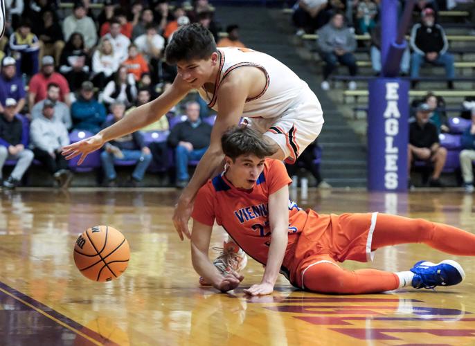 Boys Basketball | Herrin makes case for best hoops team in Southern ...