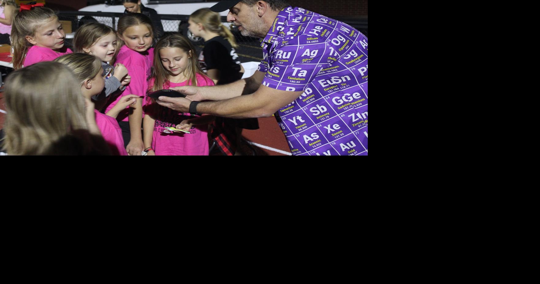 Kids get hands-on with science at Du Quoin football game | Life ...