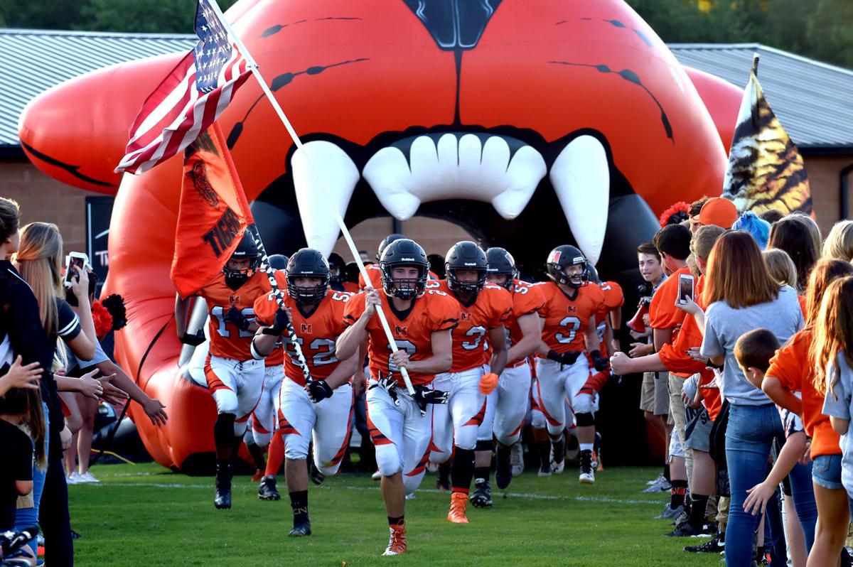 Herrin and Du Quoin play for a winning record | Varsity Football ...