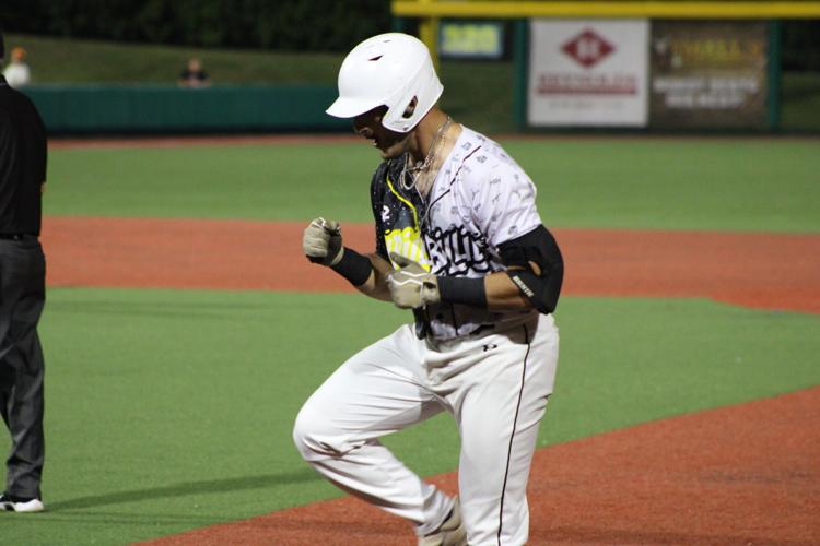 Thrillbillies clinch home playoff game in dramatic fashion | Latest ...