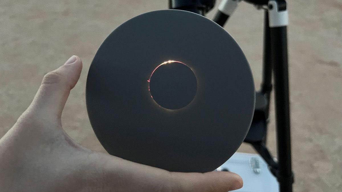 SIU team captures rare image of total eclipse | SIUC Research | thesouthern.com