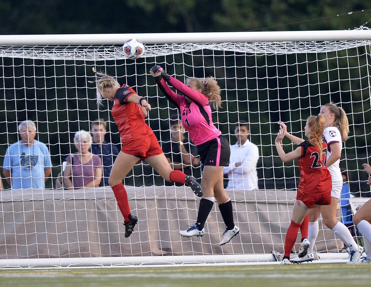 SIU Women's Soccer | Quartet from California vying for starting keeper ...