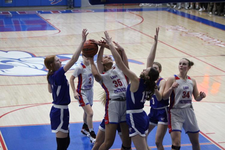 Nashville, Breese Central earn wins at 2A sectional | Latest Headlines ...