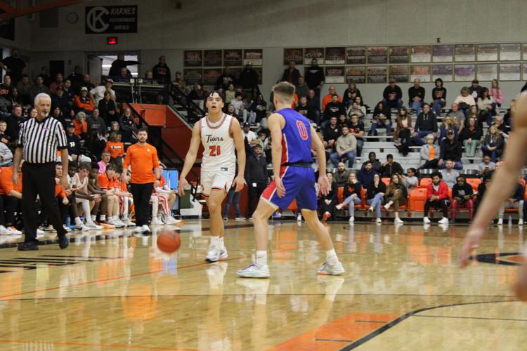 Massac boys dismantle Herrin in senior-night upset | Latest Headlines ...
