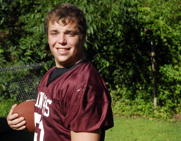 Benton’s Stewart starred in classroom, on football field | Benton ...
