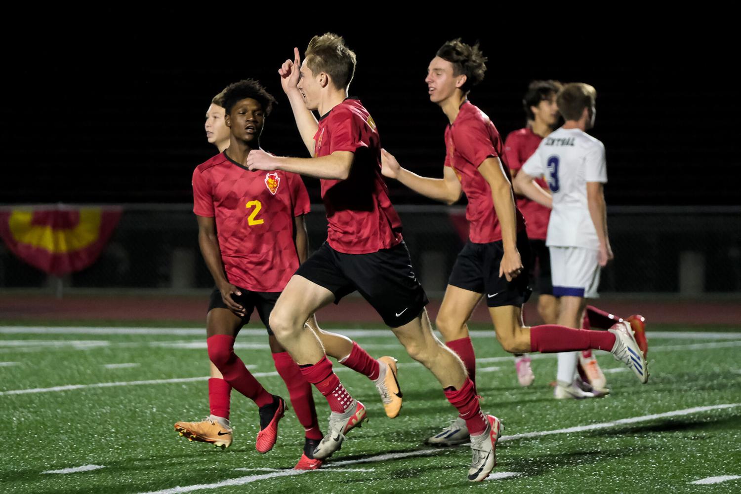 Boys Soccer | Brooks leads Murphysboro past Breese Central | High ...