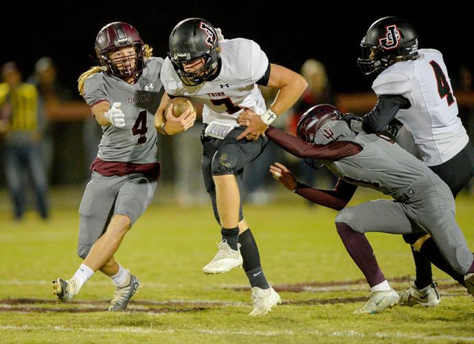 Prep Football | Johnston City defeats Sesser-Valier to remain ...