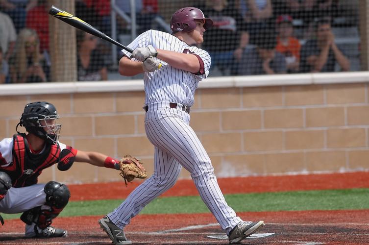 Photos: Baseball regional Du Quoin vs Benton | Photo Galleries ...