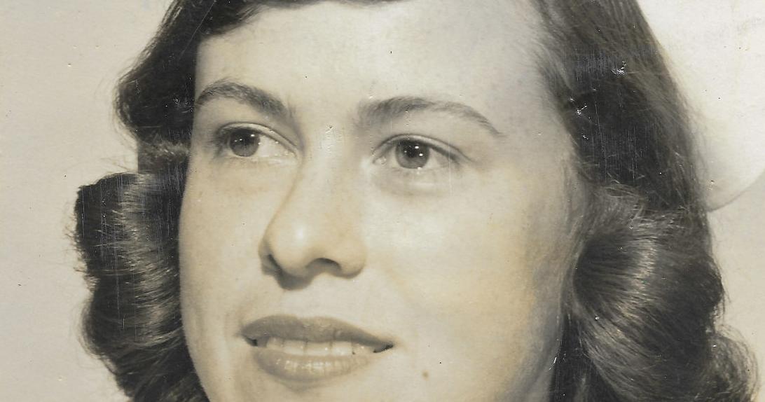 Helping the helpers: SIUC nursing scholarship honors the late Monica L ...