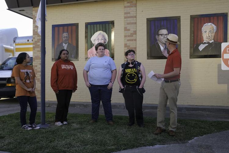 Revitalize 62966 dedicates five historical portraits to the city of ...