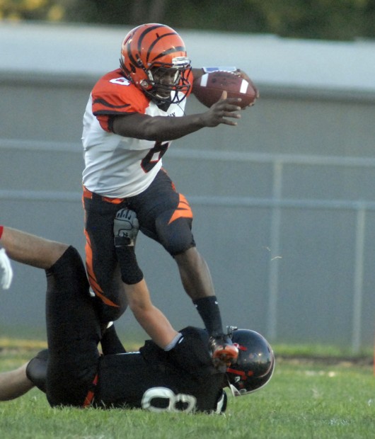 Special teams play leads Carbondale past Herrin | Carbondale Terriers ...