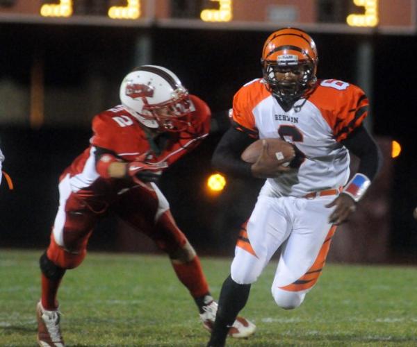 Herrin crushed by Effingham | Sports | thesouthern.com