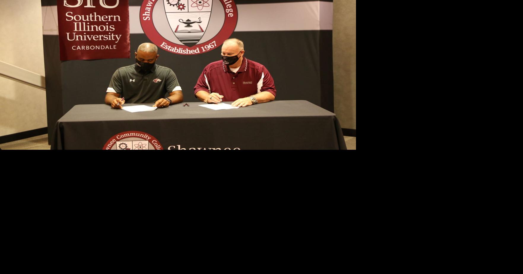 SIU, Shawnee sign agreement making transfers easier | SIU | thesouthern.com