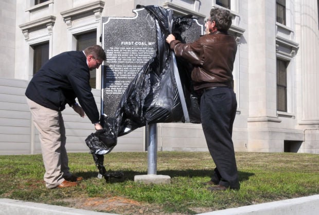 New miners memorial is unveiled in Murphysboro | Local News ...