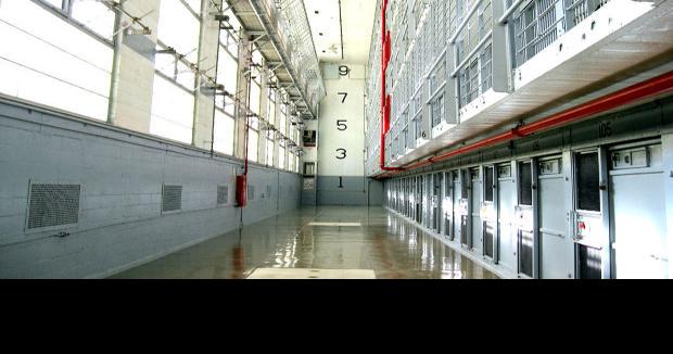 Pontiac prison readies for mental health overhaul | State/Region ...