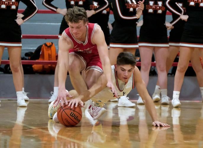 Boys Basketball | Herrin moves to 3-0 after defeating West Frankfort at ...