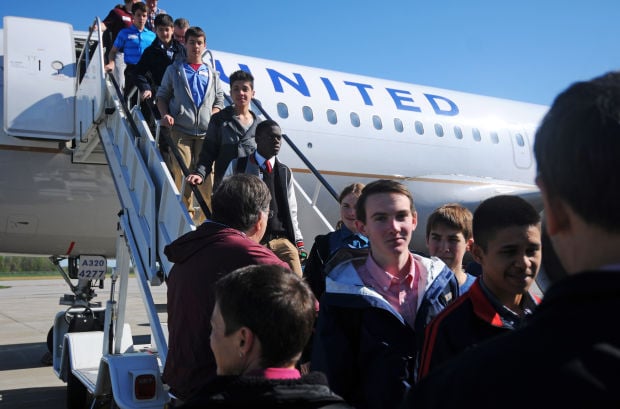 Chicago area students visit SIU Aviation | Local News | thesouthern.com