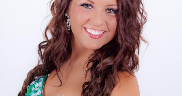 Eleven to compete in Apple Festival pageant | Local News | thesouthern.com