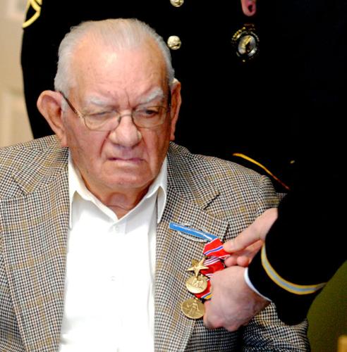 Meet a hero: Long overdue medals awarded to vet | Latest Headlines ...