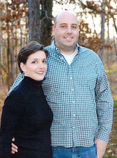 Amy Jones and Jonathan Schott | Engagements | thesouthern.com