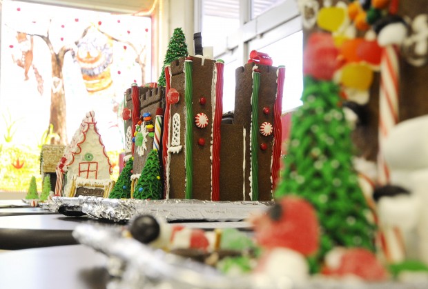 Murphysboro event brightens spirits