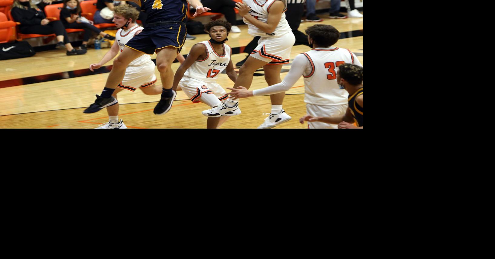 Boys Basketball | Bardo leads Marion to road win at Herrin | Sports ...