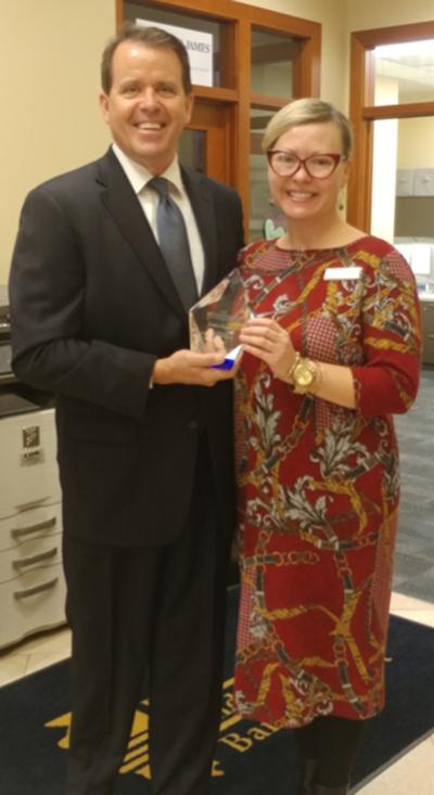 Jessica Sayer receives First Mid Bank & Trust Chairman's Award for ...