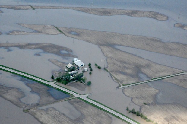 Levee blast eases threat on Cairo | Local News | thesouthern.com