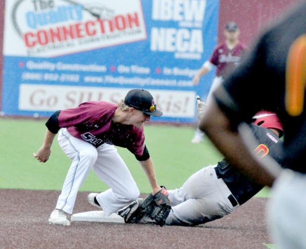Salukis' early thunder leads to sweep