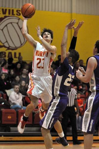 Murphysboro improves to 24-3 with win over Harrisburg | High School ...