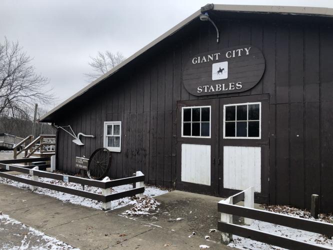 Giant City Stables expands with new therapeutic arena | Latest ...