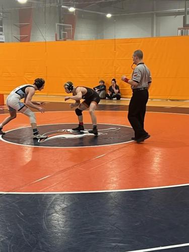 Eight South Seven wrestlers qualify for state meet | Latest Headlines ...