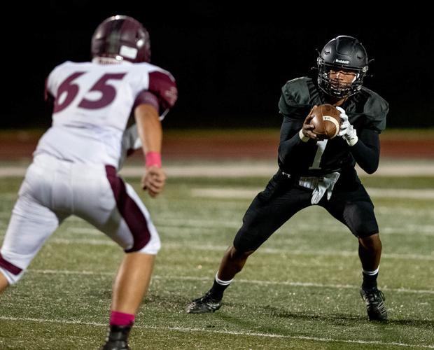 Prep Football | Johnston City gets key win over Sesser-Valier-Waltonville